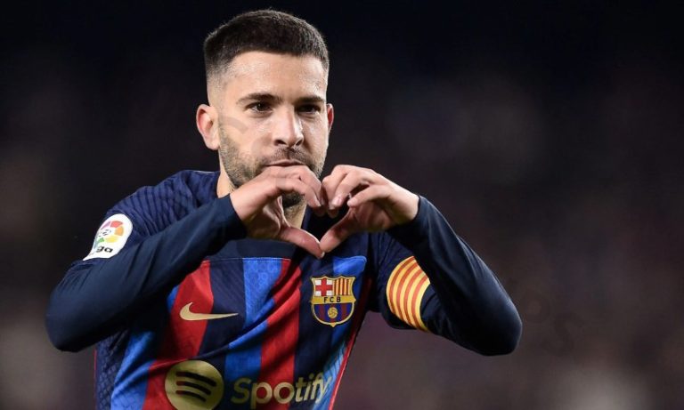 The top 10 most famous soccer players with the number 18