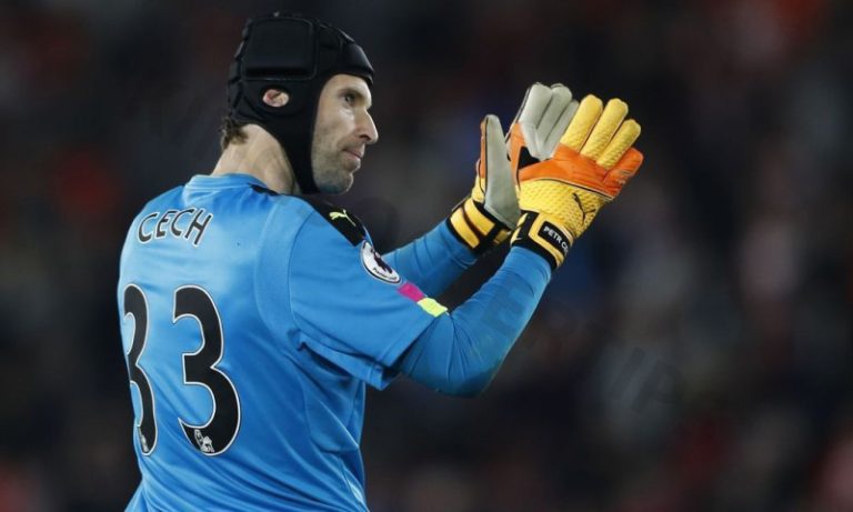 The top 10 smartest football players ever