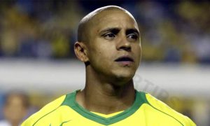 The top 10 most famous soccer players with number 3 today