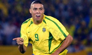 The 10 best number 9 soccer players of all time