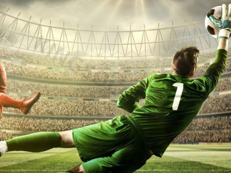 Who holds the title of shortest goalkeeper in football?