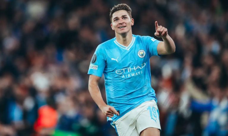 The top 10 famous soccer players number 19 today