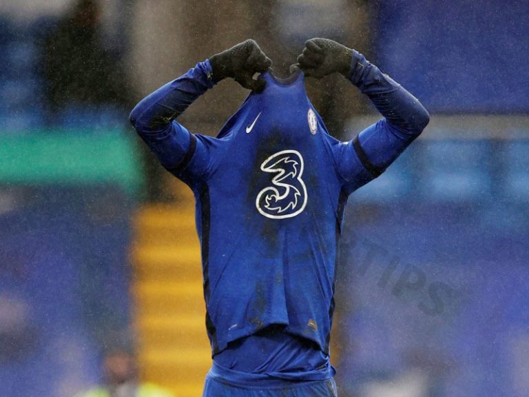 The top 10 most famous soccer players with number 3 today