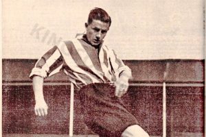 Who holds the title of shortest goalkeeper in football?