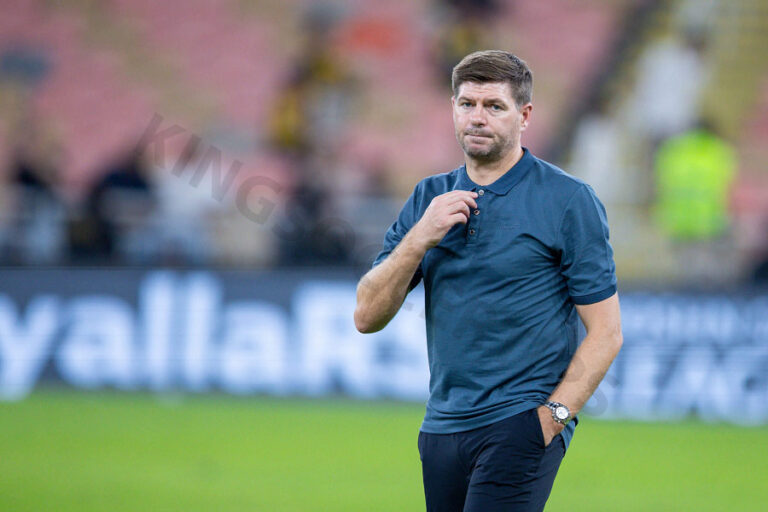 Top 10 greatest football captains of all time